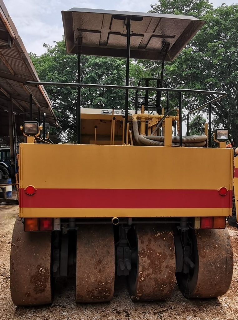 DYNAPAC P20W ROAD ROLLER - Chong & Ho Motor Vehicles Trading Sdn Bhd