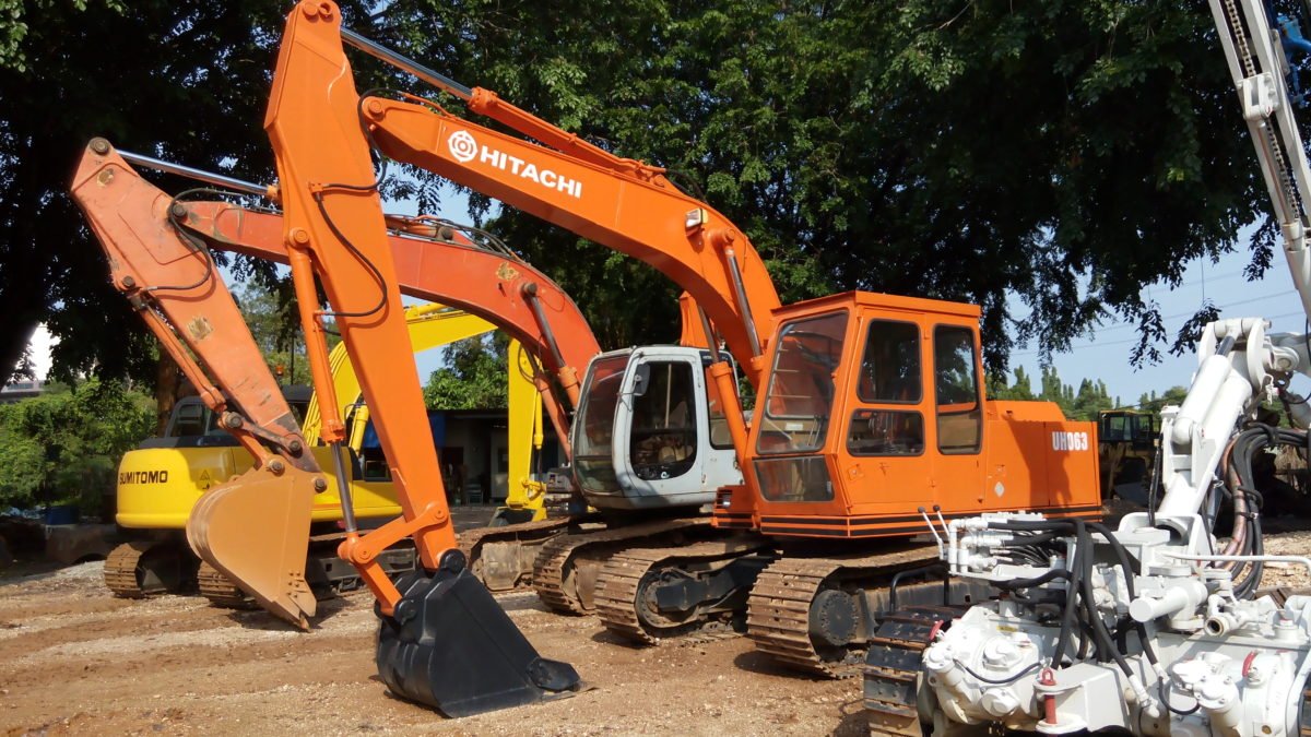 HITACHI UH063 HYDRAULIC EXCAVATOR - Chong & Ho Motor Vehicles Trading ...