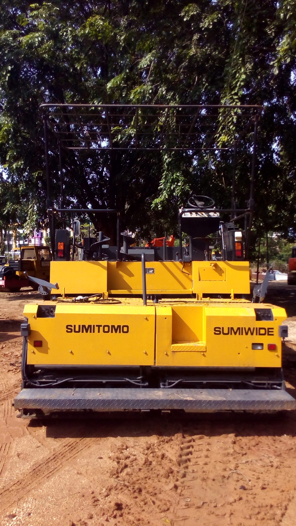 SUMITOMO HA-45W ROAD PAVER - Chong & Ho Motor Vehicles Trading Sdn Bhd