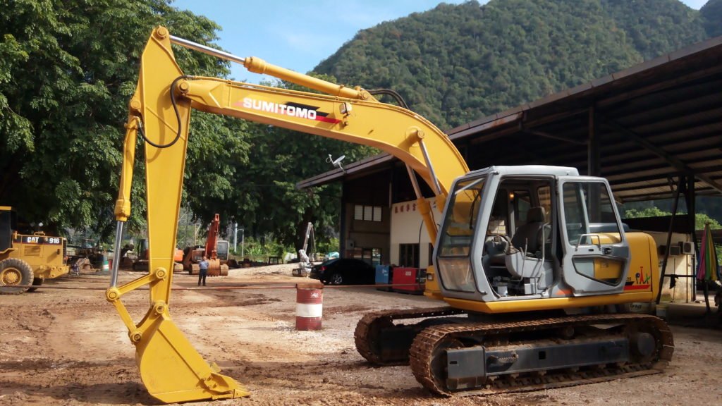 SUMITOMO SH120-2 EXCAVATOR - Chong & Ho Motor Vehicles Trading Sdn Bhd