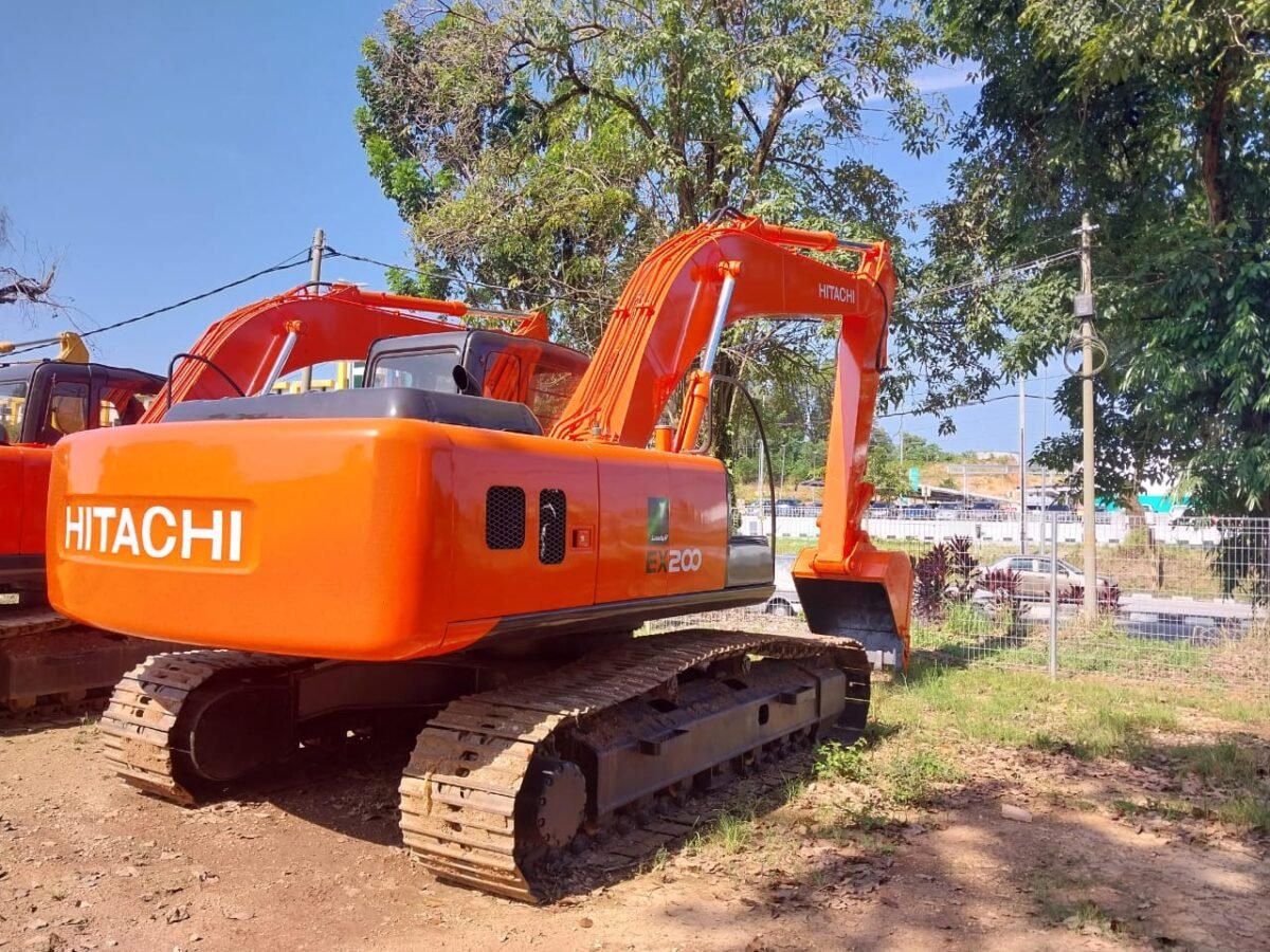 HITACHI EX200 HYDRAULIC EXCAVATOR - Chong & Ho Motor Vehicles Trading ...